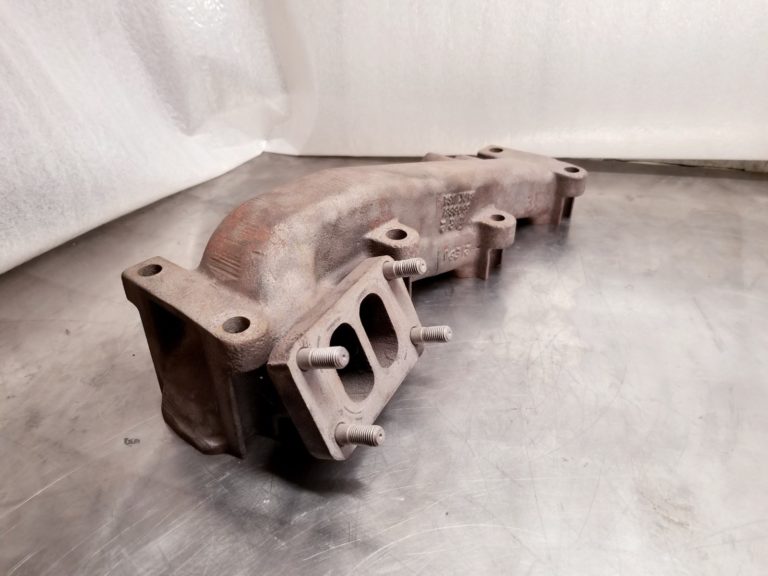 Cummins 4BT Exhaust Manifold #5906661 | EKG DIESEL