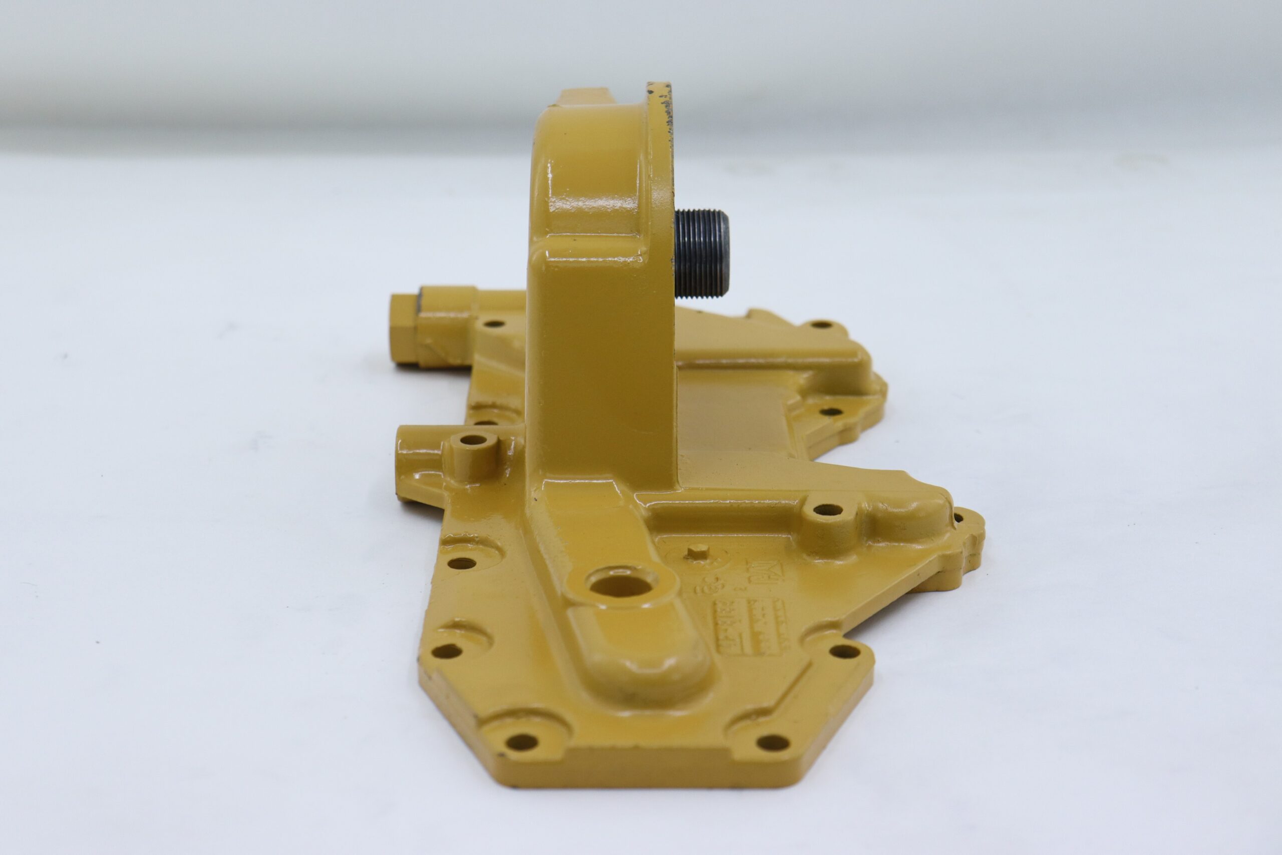 Caterpillar 4P-8182 Oil Filter Base | EKG DIESEL