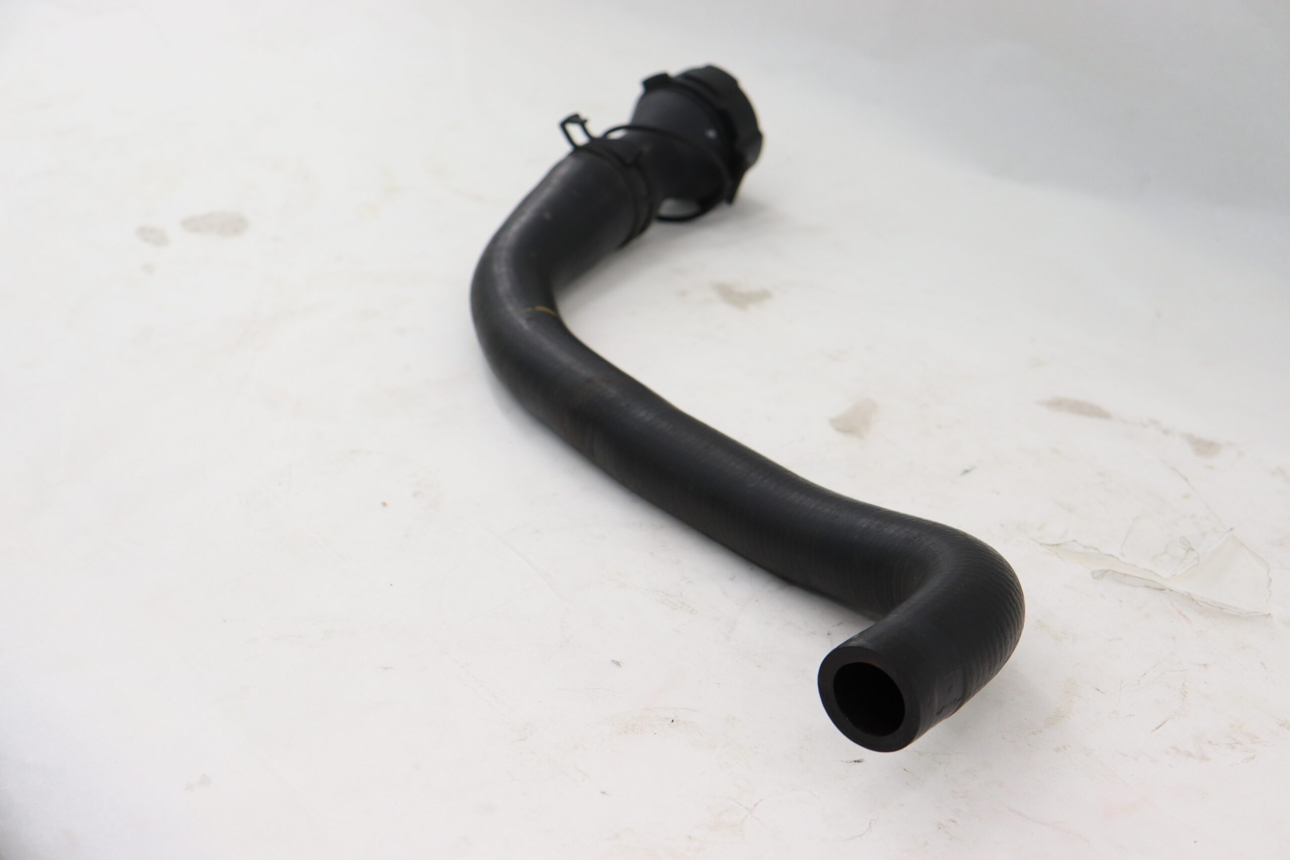 Navistar Hose Engine Fill Tube 4135841C2 | EKG DIESEL